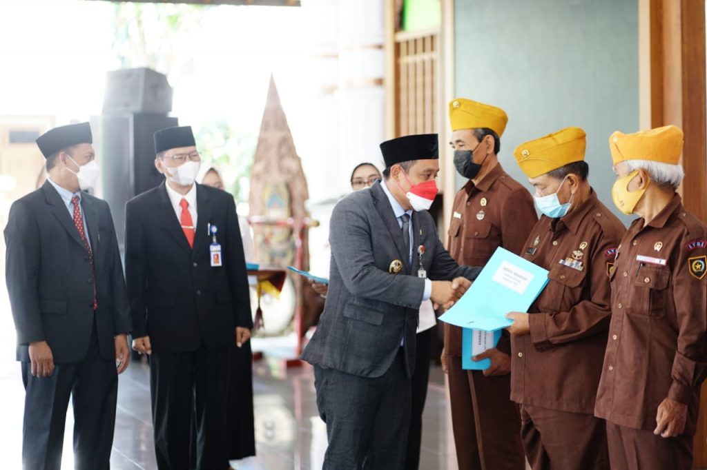 Destinasi Gua Wareh, Mata Air Penyangga Kehidupan Pegunungan Kendeng ...
