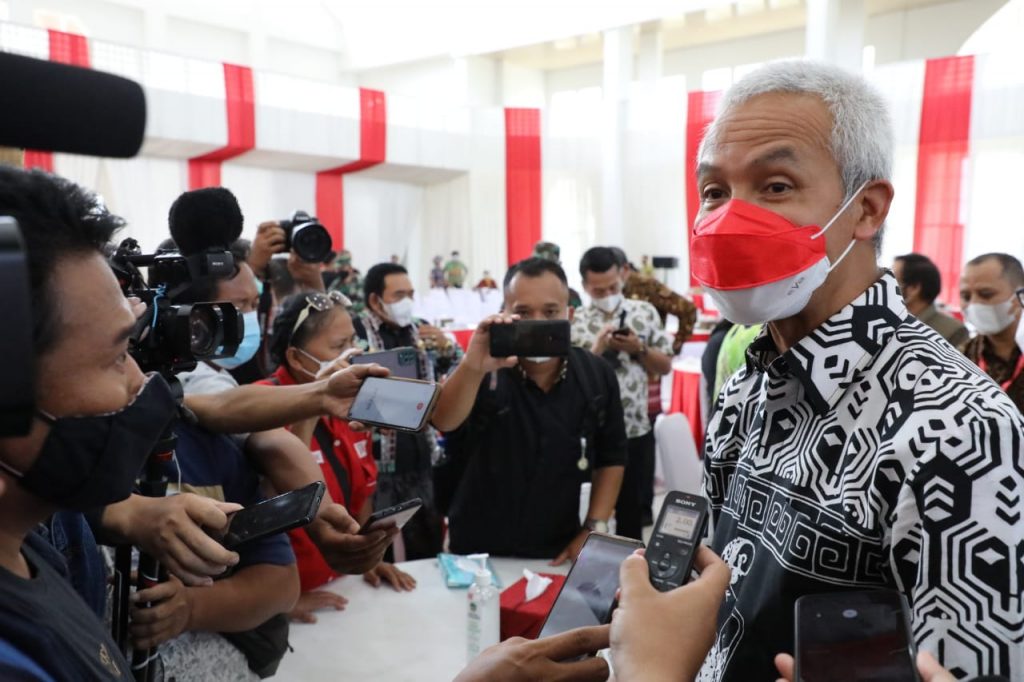 Cetak Generasi Mulia, MTsN 1 Pati Sepuh Ibadah di Nadi Siswa - Mondes