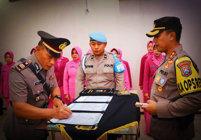 Kapolres Trenggalek Pimpin Sertijab Sejumlah Pejabat Polres - Mondes Kapolres Trenggalek Pimpin Sertijab Sejumlah Pejabat Polres - Mondes