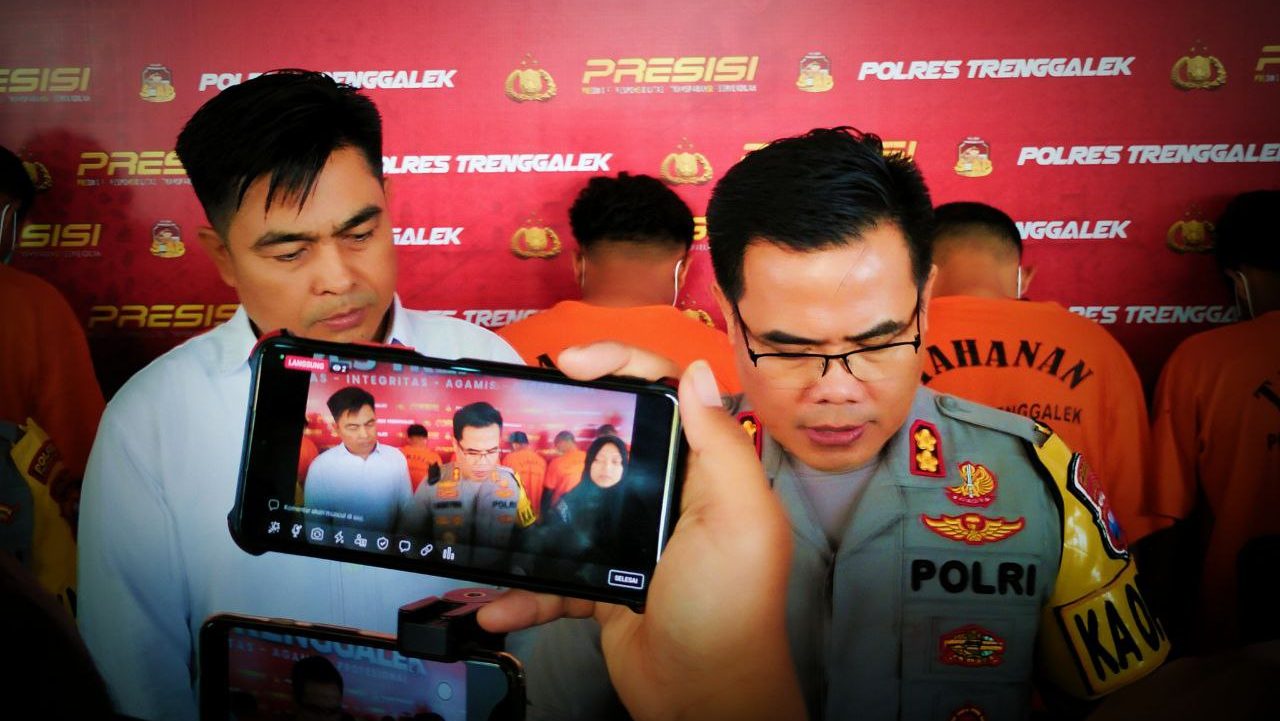 Lagi! Polres Trenggalek Bongkar Sindikat Narkoba - Mondes Lagi! Polres Trenggalek Bongkar Sindikat Narkoba - Mondes