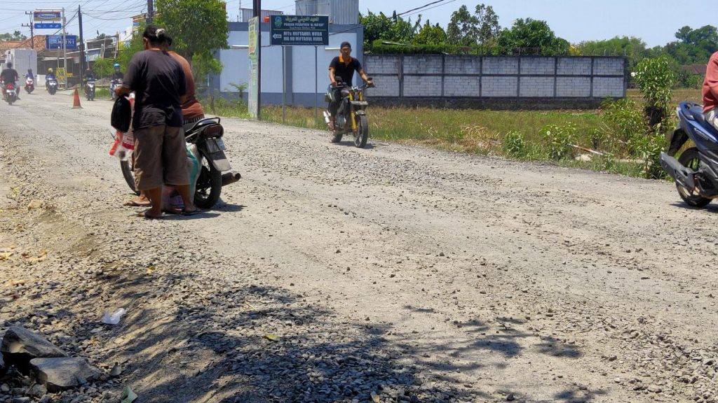Langganan Rusak Tiap Tahun, Pusat Langsung Tangani Jalan Gabus-Pati - Mondes