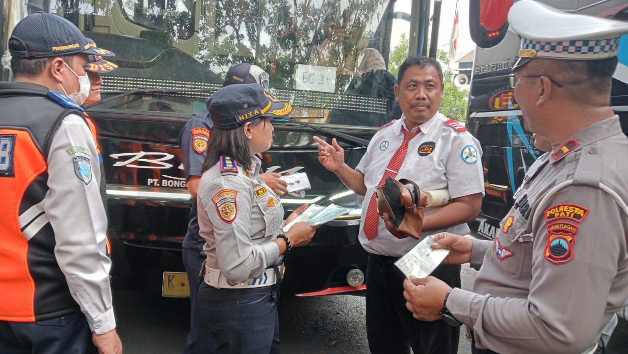 Jelang Nataru, Dishub Pati Gencar Lakukan Rampcheck Angkutan Barang dan ... Jelang Nataru, Dishub Pati Gencar Lakukan Rampcheck Angkutan Barang dan ...