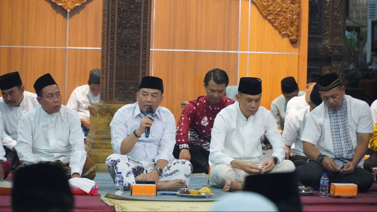 Jelang Akhir Tahun, Istigasah Jadi Ungkapan Rasa Syukur Pemkab Jepara ... Jelang Akhir Tahun, Istigasah Jadi Ungkapan Rasa Syukur Pemkab Jepara ...